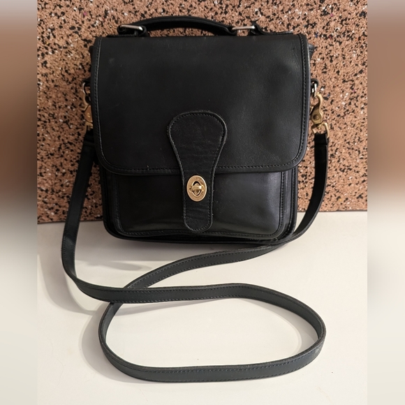 Coach | Bags | Coach Vintage Station Bag Black | Poshmark